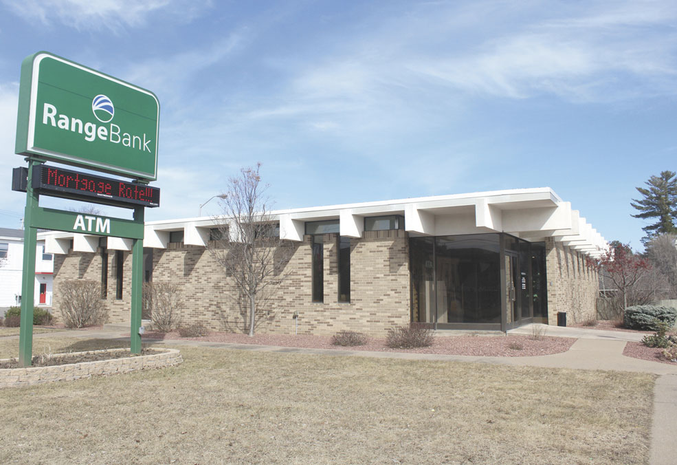 Range Bank encourages support for schools | News, Sports, Jobs - The ...